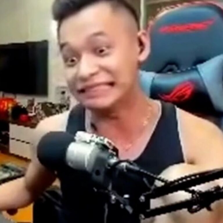 Bộ sưu tập meme Độ Mixi mới nhất chuẩn fan Tộc Trưởng không thể bỏ lỡ